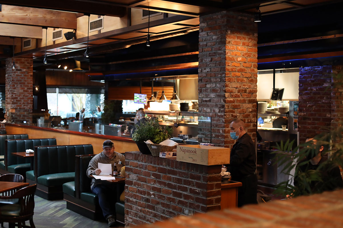 Cherokee Grill Gatlinburg TN: Menu, Hours, and Reviews