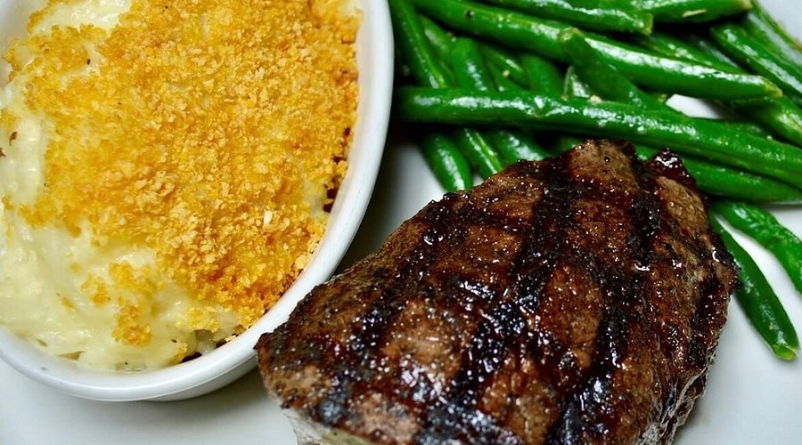Cherokee Grill Gatlinburg TN: Menu, Hours, and Reviews